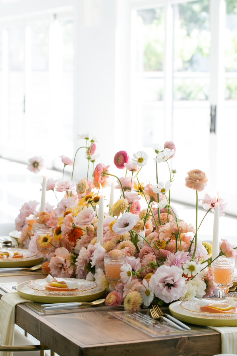 5 Favorites: Spring Tablescape Edition - The Hutton House