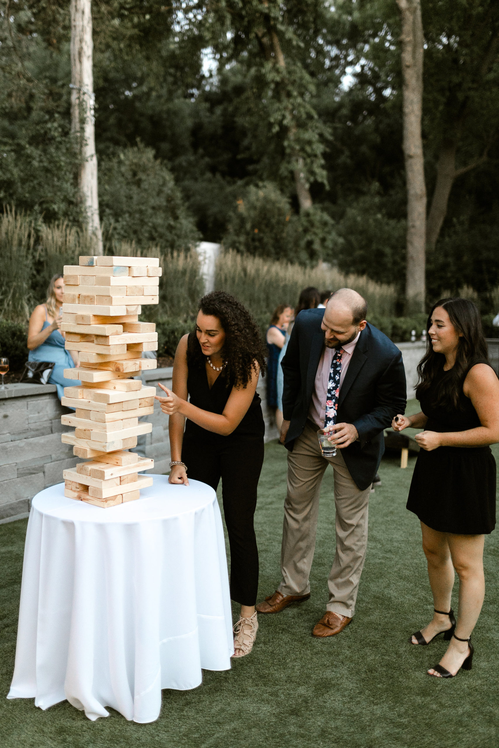 5 Must-Haves For Hosting A Perfect Outdoor Event - The Hutton House